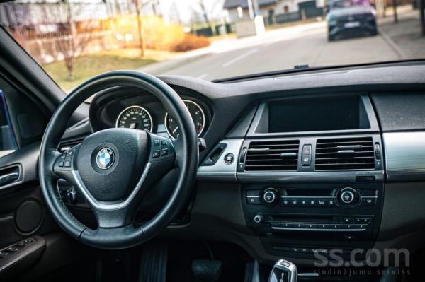 Melns BMW X5 2008 Rīga, ar dzinēja tilpumu 3.00 L un nobraukumu 0 tūkst. km par 6990 €, foto 7 vietnē AUTOMOTO.COM.LV