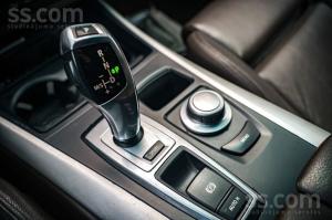 Black BMW X5 2008 in Riga, with an engine capacity of 3.00 L and mileage of 0 thousand km for 6990 €, photo 13 on AUTOMOTO.COM.LV