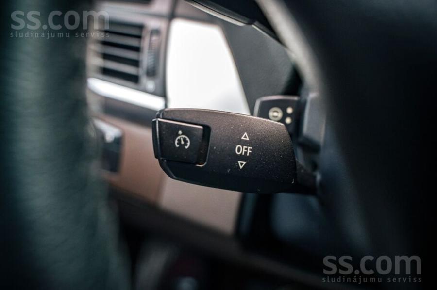 Black BMW X5 2008 in Riga, with an engine capacity of 3.00 L and mileage of 0 thousand km for 6990 €, photo 18 on AUTOMOTO.COM.LV