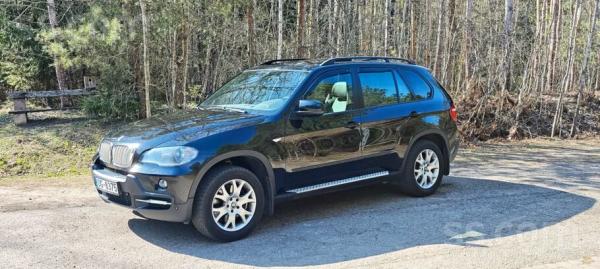 Black BMW X5 2008 in Rezekne, with an engine capacity of 3.00 L and mileage of 245 thousand km for 8900 €, photo 3 on AUTOMOTO.COM.LV