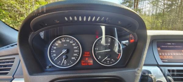 Black BMW X5 2008 in Rezekne, with an engine capacity of 3.00 L and mileage of 245 thousand km for 8900 €, photo 10 on AUTOMOTO.COM.LV