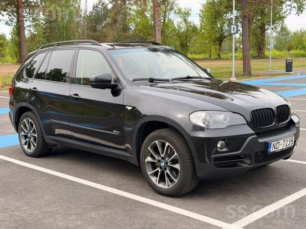 Melns BMW X5 2008 Rīga, ar dzinēja tilpumu 3.00 L un nobraukumu 338 tūkst. km par 7400 €, foto 1 vietnē AUTOMOTO.COM.LV