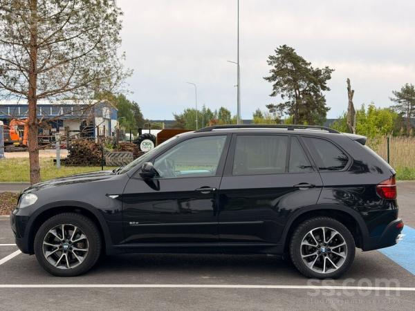 Melns BMW X5 2008 Rīga, ar dzinēja tilpumu 3.00 L un nobraukumu 338 tūkst. km par 7400 €, foto 4 vietnē AUTOMOTO.COM.LV