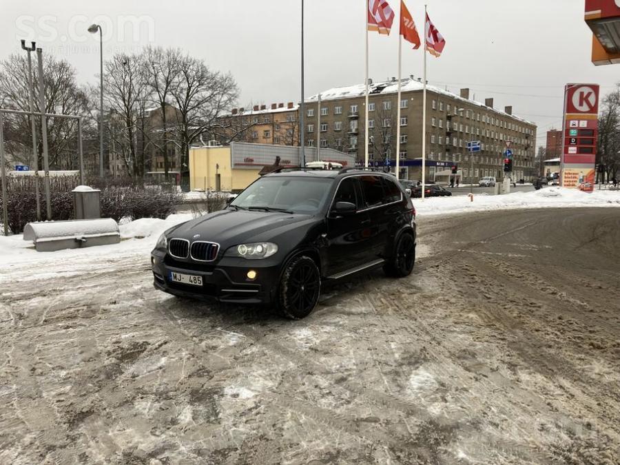 Melns BMW X5 2008 Rīga, ar dzinēja tilpumu 3.00 L un nobraukumu 230 tūkst. km par 9300 €, foto 1 vietnē AUTOMOTO.COM.LV
