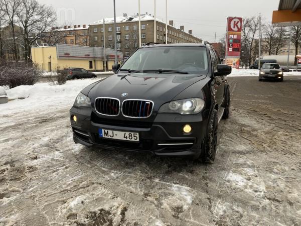 Черный БМВ Х5 2008 в Рига, объемом двигателя 3.00 л и пробегом 230 тыс. км за 9300 €, фото 2 на AUTOMOTO.COM.LV