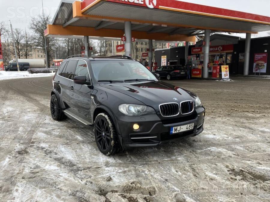 Melns BMW X5 2008 Rīga, ar dzinēja tilpumu 3.00 L un nobraukumu 230 tūkst. km par 9300 €, foto 5 vietnē AUTOMOTO.COM.LV
