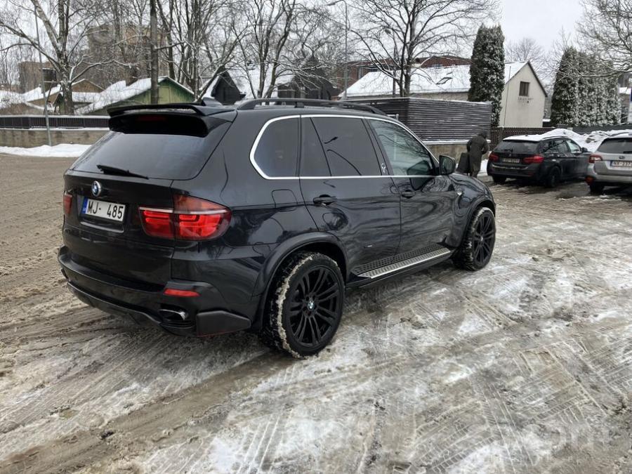 Melns BMW X5 2008 Rīga, ar dzinēja tilpumu 3.00 L un nobraukumu 230 tūkst. km par 9300 €, foto 6 vietnē AUTOMOTO.COM.LV