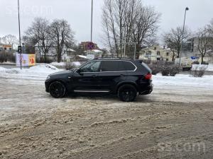 Melns BMW X5 2008 Rīga, ar dzinēja tilpumu 3.00 L un nobraukumu 230 tūkst. km par 9300 €, foto 9 vietnē AUTOMOTO.COM.LV