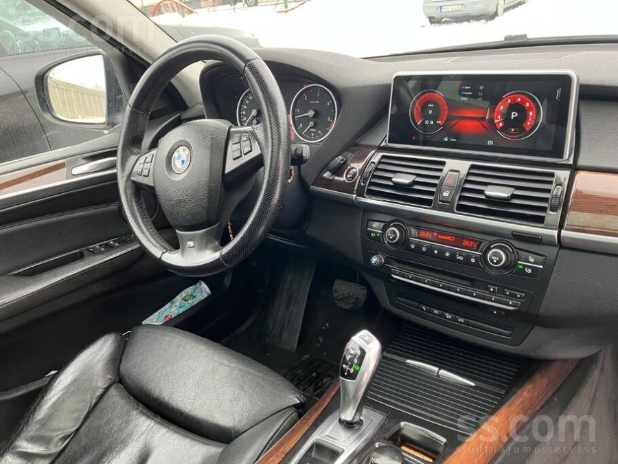 Melns BMW X5 2008 Rīga, ar dzinēja tilpumu 3.00 L un nobraukumu 230 tūkst. km par 9300 €, foto 20 vietnē AUTOMOTO.COM.LV