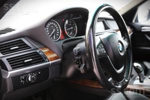 Black BMW X5 2008 in Riga, with an engine capacity of 3.00 L and mileage of 384 thousand km for 9000 €, photo 14 on AUTOMOTO.COM.LV