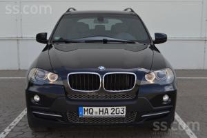 Melns BMW X5 2008 Rīga, ar dzinēja tilpumu 3.00 L un nobraukumu 330 tūkst. km par 8950 €, foto 3 vietnē AUTOMOTO.COM.LV