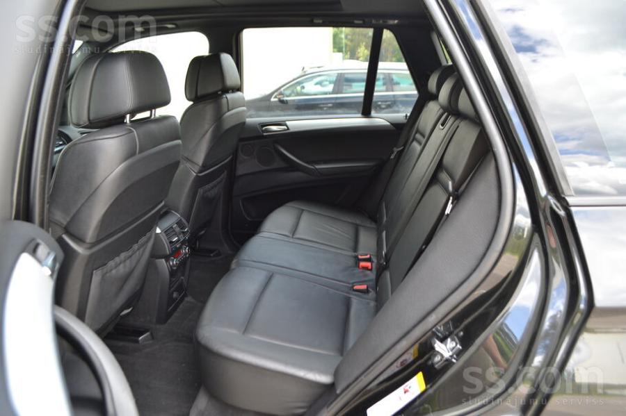 Melns BMW X5 2008 Rīga, ar dzinēja tilpumu 3.00 L un nobraukumu 330 tūkst. km par 8950 €, foto 12 vietnē AUTOMOTO.COM.LV