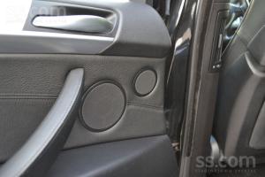 Melns BMW X5 2008 Rīga, ar dzinēja tilpumu 3.00 L un nobraukumu 330 tūkst. km par 8950 €, foto 26 vietnē AUTOMOTO.COM.LV