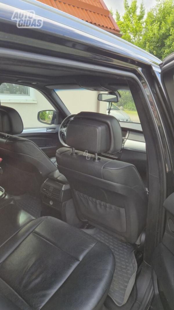 Melns BMW X5 2008 Klaipėda, ar dzinēja tilpumu 3.00 L un nobraukumu 426 tūkst. km par 8900 €, foto 4 vietnē AUTOMOTO.COM.LV
