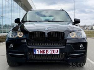 Черный БМВ Х5 2008 в Резекне, объемом двигателя 3.00 л и пробегом 323 тыс. км за 10490 €, фото  на AUTOMOTO.COM.LV