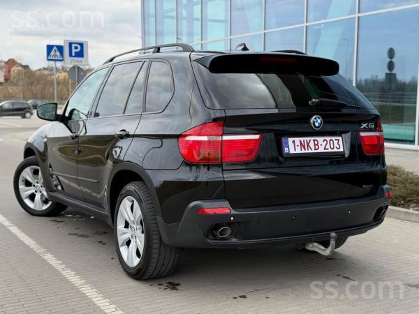 Melns BMW X5 2008 Rēzekne, ar dzinēja tilpumu 3.00 L un nobraukumu 323 tūkst. km par 10490 €, foto 7 vietnē AUTOMOTO.COM.LV