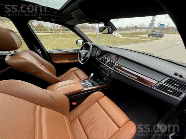 Melns BMW X5 2008 Rēzekne, ar dzinēja tilpumu 3.00 L un nobraukumu 323 tūkst. km par 10490 €, foto 10 vietnē AUTOMOTO.COM.LV