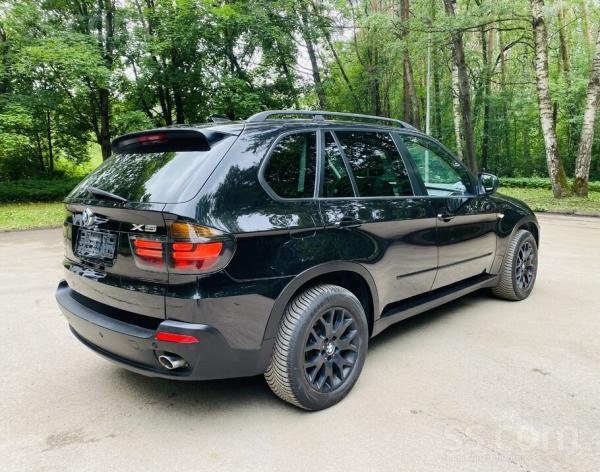 Melns BMW X5 2008 Rīga, ar dzinēja tilpumu 3.00 L un nobraukumu 0 tūkst. km par 8999 €, foto 4 vietnē AUTOMOTO.COM.LV