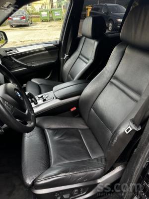 Melns BMW X5 2008 Rīga, ar dzinēja tilpumu 3.00 L un nobraukumu 321 tūkst. km par 11000 €, foto 15 vietnē AUTOMOTO.COM.LV
