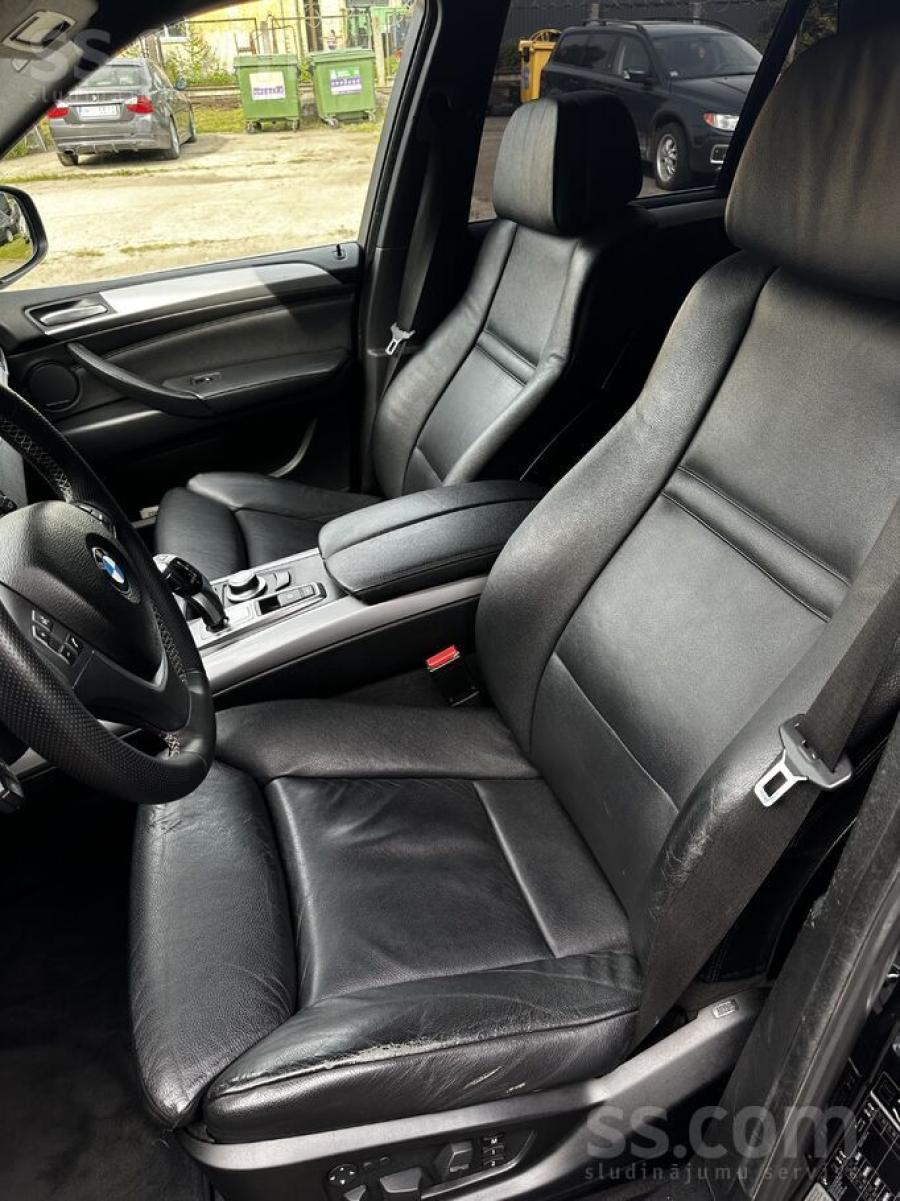 Melns BMW X5 2008 Rīga, ar dzinēja tilpumu 3.00 L un nobraukumu 321 tūkst. km par 11000 €, foto 15 vietnē AUTOMOTO.COM.LV