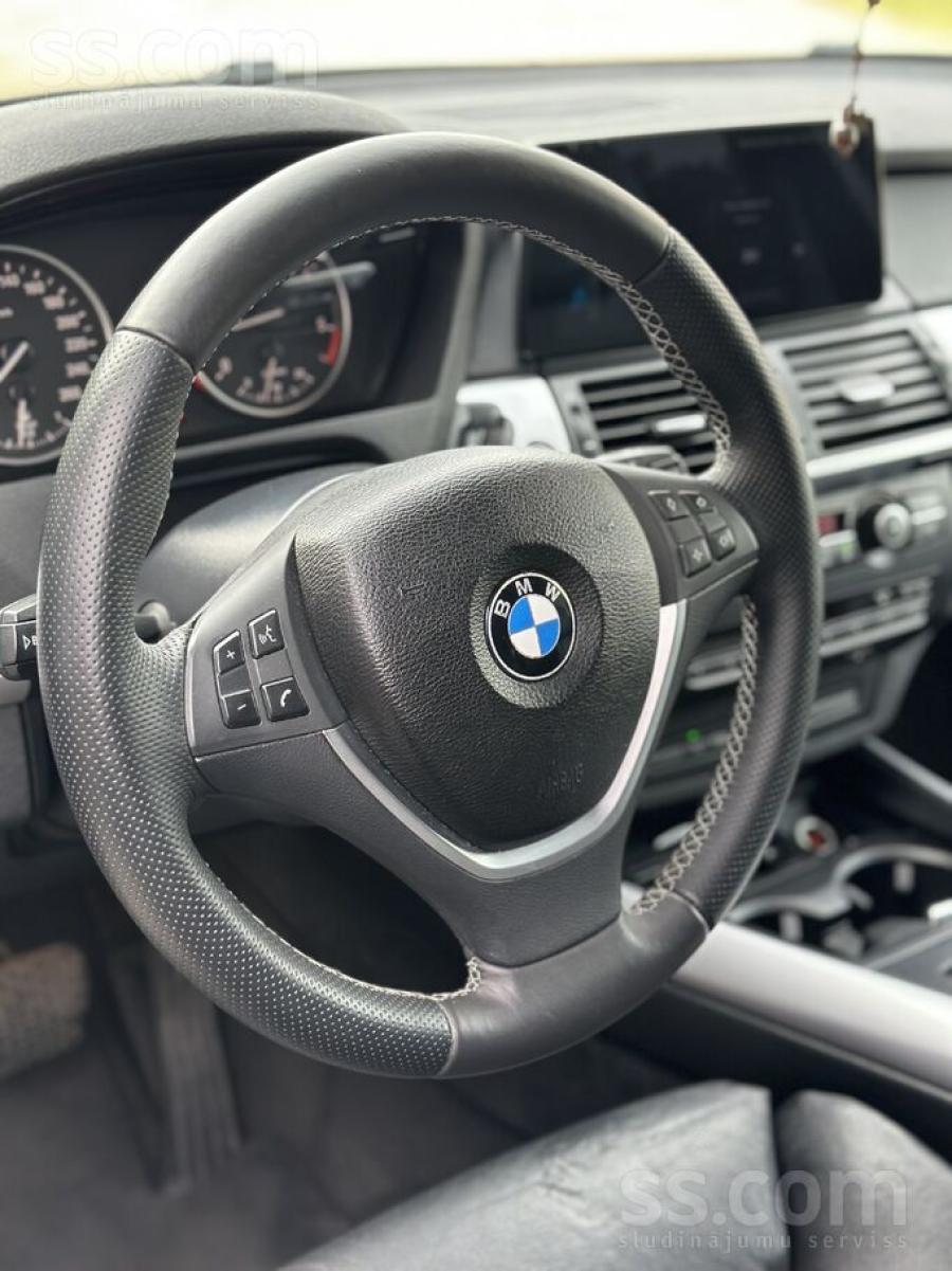 Melns BMW X5 2008 Rīga, ar dzinēja tilpumu 3.00 L un nobraukumu 321 tūkst. km par 11000 €, foto 16 vietnē AUTOMOTO.COM.LV