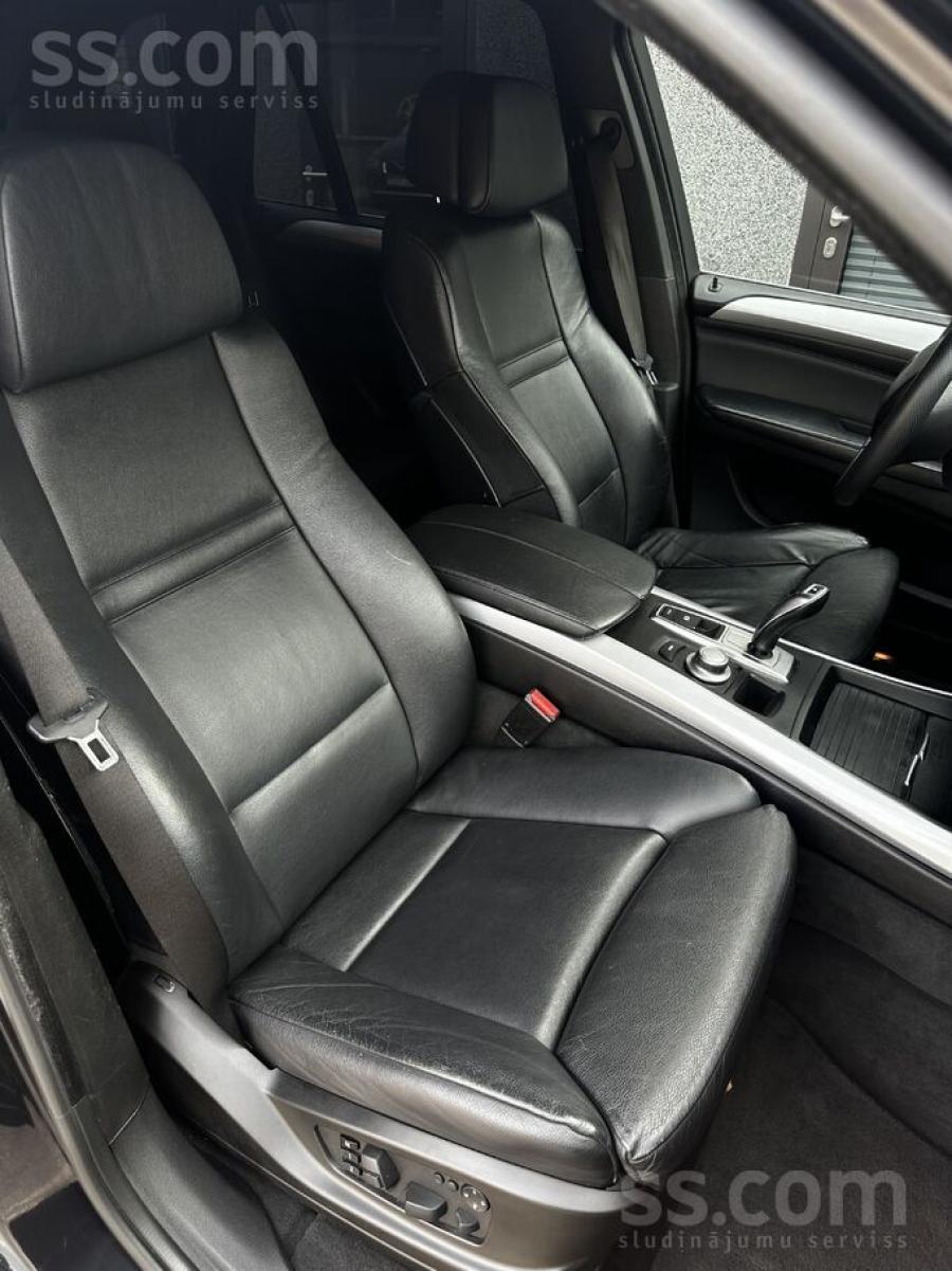 Melns BMW X5 2008 Rīga, ar dzinēja tilpumu 3.00 L un nobraukumu 321 tūkst. km par 11000 €, foto 18 vietnē AUTOMOTO.COM.LV
