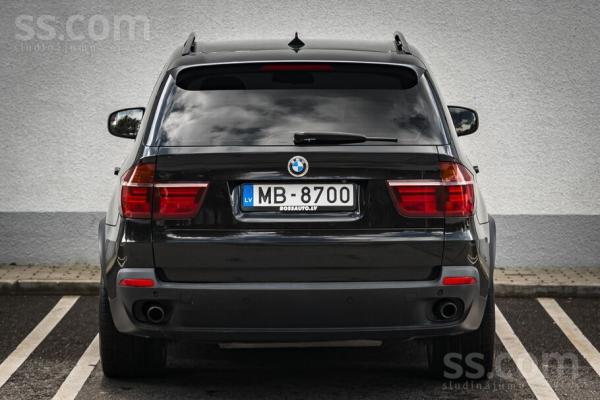 Melns BMW X5 2008 Rīga, ar dzinēja tilpumu 3.00 L un nobraukumu 352 tūkst. km par 7500 €, foto 5 vietnē AUTOMOTO.COM.LV
