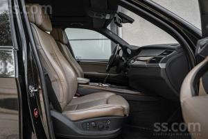 Melns BMW X5 2008 Rīga, ar dzinēja tilpumu 3.00 L un nobraukumu 352 tūkst. km par 7500 €, foto 10 vietnē AUTOMOTO.COM.LV
