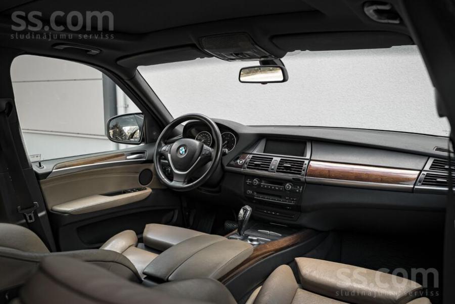 Melns BMW X5 2008 Rīga, ar dzinēja tilpumu 3.00 L un nobraukumu 352 tūkst. km par 7500 €, foto 15 vietnē AUTOMOTO.COM.LV