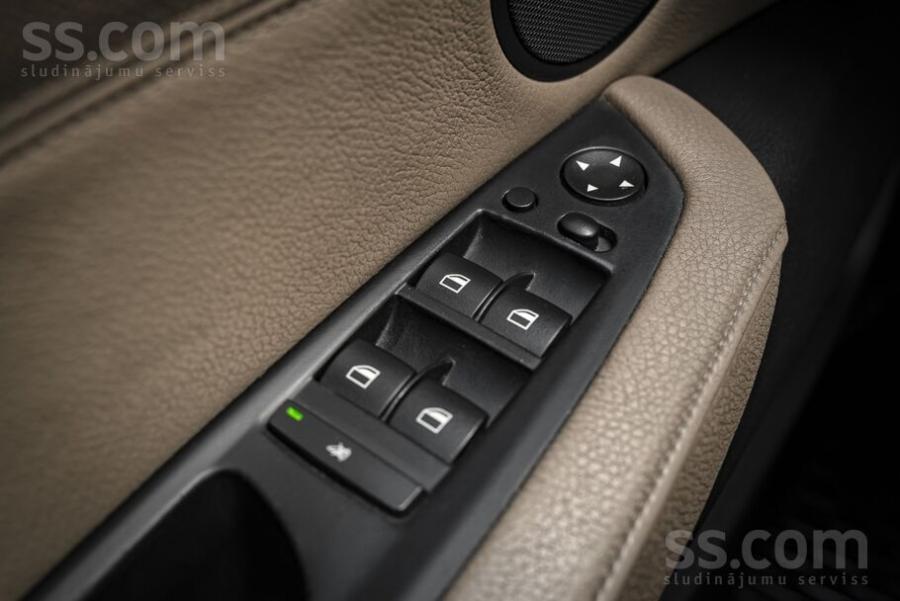 Melns BMW X5 2008 Rīga, ar dzinēja tilpumu 3.00 L un nobraukumu 352 tūkst. km par 7500 €, foto 28 vietnē AUTOMOTO.COM.LV