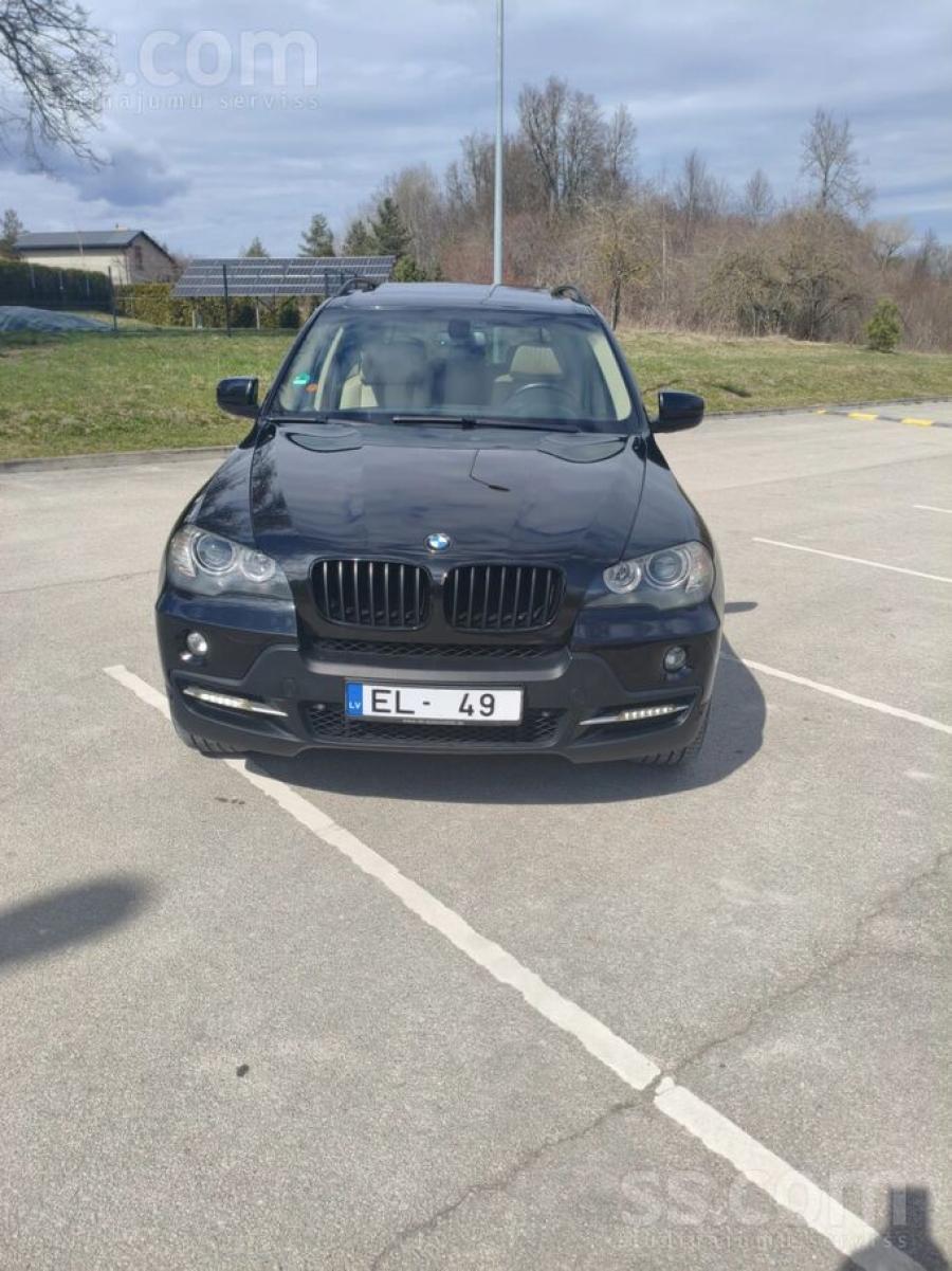 Melns BMW X5 2008 Dobele, ar dzinēja tilpumu 3.00 L un nobraukumu 314 tūkst. km par 9000 €, foto 5 vietnē AUTOMOTO.COM.LV
