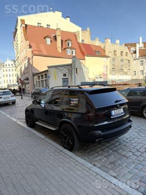 Melns BMW X5 2008 Rīga, ar dzinēja tilpumu 4.80 L un nobraukumu 345 tūkst. km par 9000 €, foto 9 vietnē AUTOMOTO.COM.LV