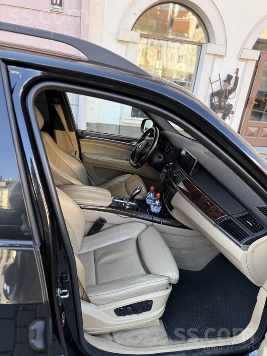 Melns BMW X5 2008 Rīga, ar dzinēja tilpumu 4.80 L un nobraukumu 345 tūkst. km par 9000 €, foto 13 vietnē AUTOMOTO.COM.LV