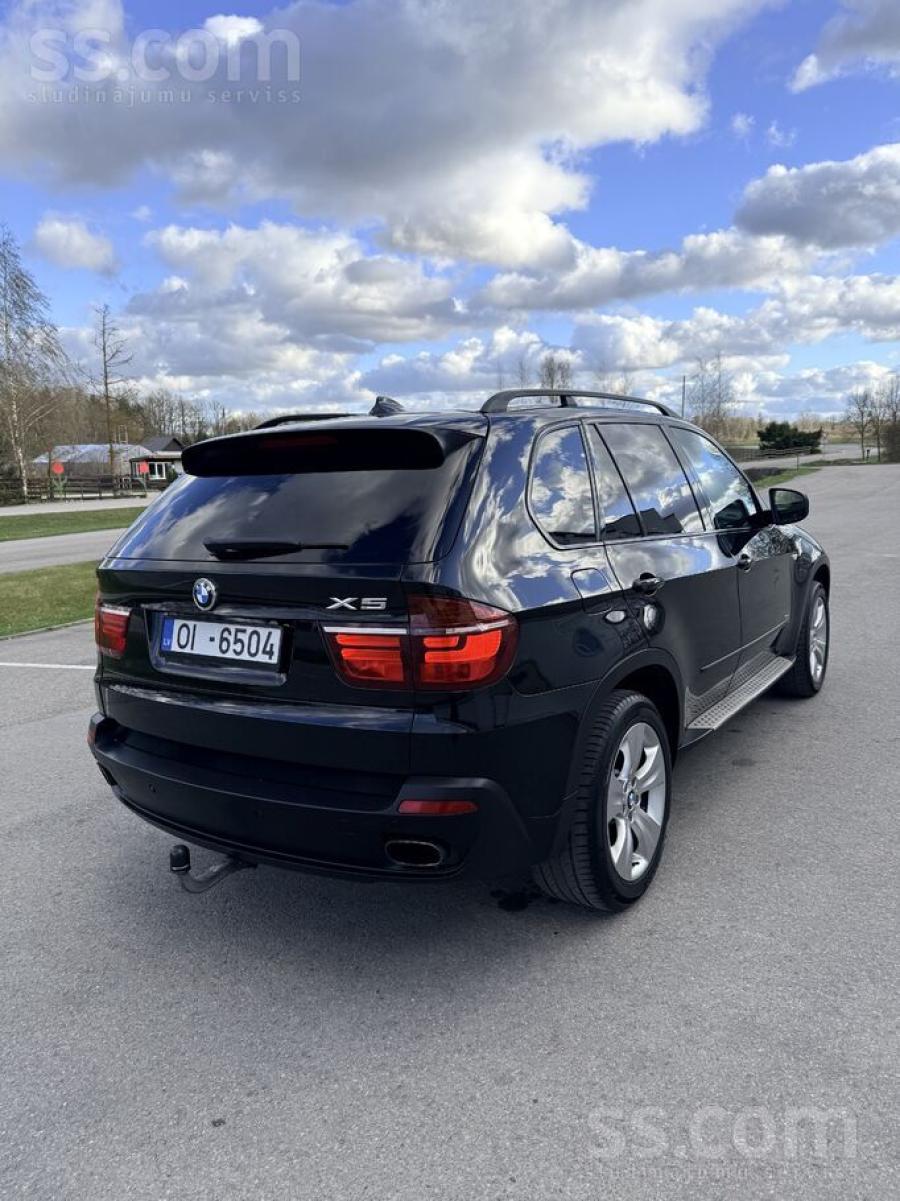 Melns BMW X5 2008 Tukums, ar dzinēja tilpumu 3.00 L un nobraukumu 480 tūkst. km par 8000 €, foto 6 vietnē AUTOMOTO.COM.LV