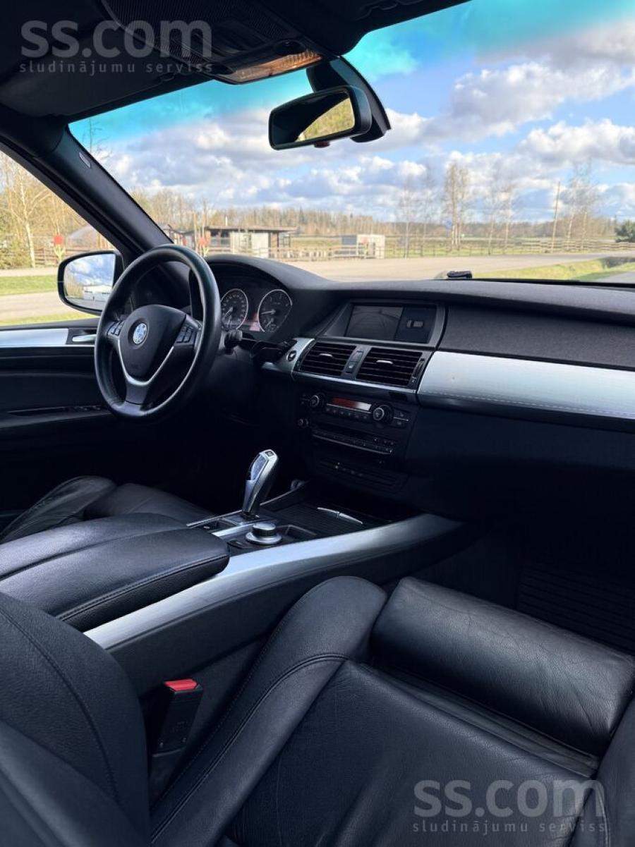 Melns BMW X5 2008 Tukums, ar dzinēja tilpumu 3.00 L un nobraukumu 480 tūkst. km par 8000 €, foto 15 vietnē AUTOMOTO.COM.LV