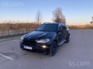 Black BMW X5 2008 in Saldus, with an engine capacity of 3.50 L and mileage of 455 thousand km for 8950 €, photo  on AUTOMOTO.COM.LV
