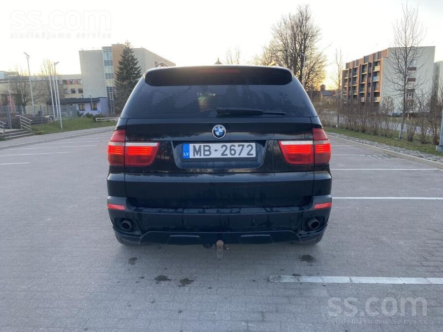 Melns BMW X5 2008 Saldus, ar dzinēja tilpumu 3.50 L un nobraukumu 455 tūkst. km par 8950 €, foto 5 vietnē AUTOMOTO.COM.LV