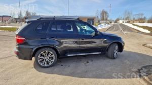 Melns BMW X5 2008 Cēsis, ar dzinēja tilpumu 3.00 L un nobraukumu 369 tūkst. km par 8700 €, foto 7 vietnē AUTOMOTO.COM.LV
