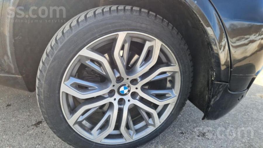 Melns BMW X5 2008 Cēsis, ar dzinēja tilpumu 3.00 L un nobraukumu 369 tūkst. km par 8700 €, foto 8 vietnē AUTOMOTO.COM.LV
