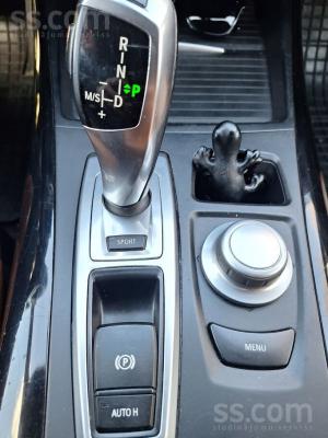 Black BMW X5 2008 in Riga, with an engine capacity of 3.00 L and mileage of 280 thousand km for 10700 €, photo 14 on AUTOMOTO.COM.LV