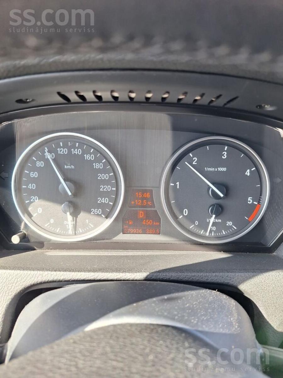 Black BMW X5 2008 in Riga, with an engine capacity of 3.00 L and mileage of 280 thousand km for 10700 €, photo 17 on AUTOMOTO.COM.LV
