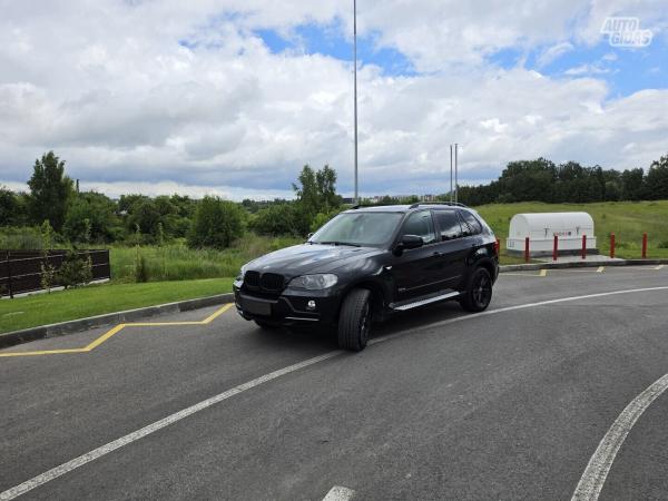 Black BMW X5 2008 in Vilnius, with an engine capacity of 3.00 L and mileage of 373 thousand km for 7500 €, photo 2 on AUTOMOTO.COM.LV