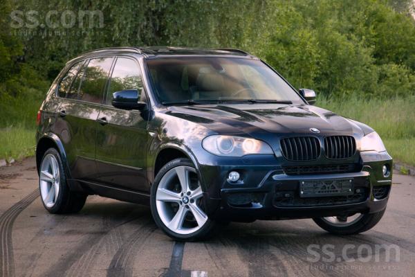 Black BMW X5 2008 in Jelgava, with an engine capacity of 3.00 L and mileage of 269 thousand km for 13200 €, photo 1 on AUTOMOTO.COM.LV