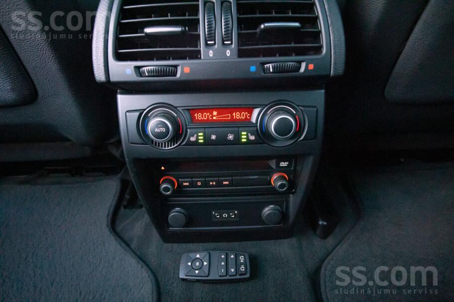 Melns BMW X5 2008 Jelgava, ar dzinēja tilpumu 3.00 L un nobraukumu 269 tūkst. km par 13200 €, foto 17 vietnē AUTOMOTO.COM.LV