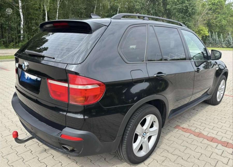 Черный БМВ Х5 2008 в Вильнюс, объемом двигателя 3.00 л и пробегом 313 тыс. км за 5700 €, фото 5 на AUTOMOTO.COM.LV