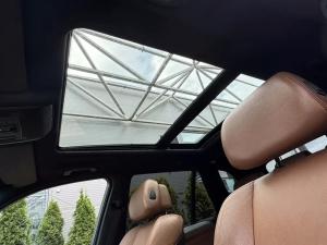 Black BMW X5 2008 in Riga, with an engine capacity of 3.00 L and mileage of 306 thousand km for 9300 €, photo 22 on AUTOMOTO.COM.LV