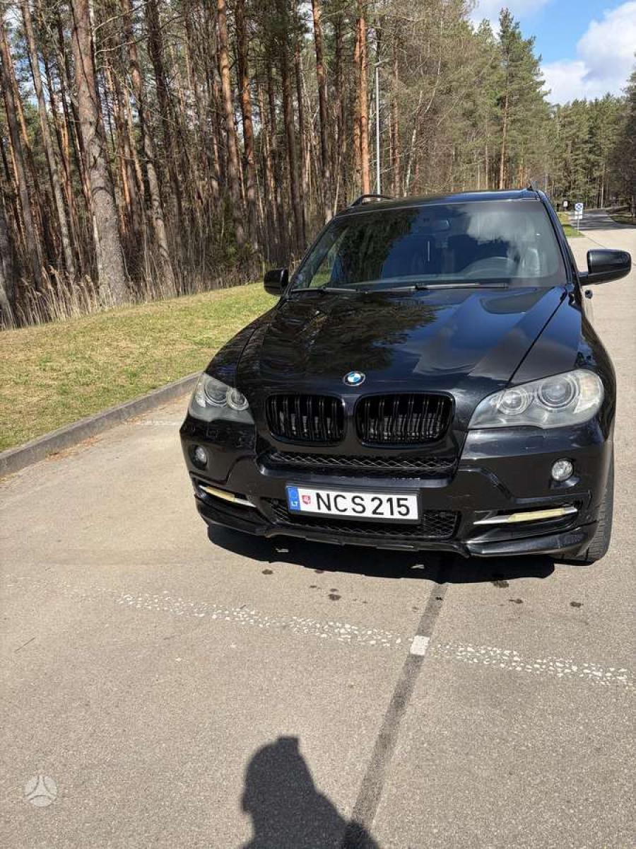 Melns BMW X5 2008 Visaginas, ar dzinēja tilpumu 3.00 L un nobraukumu 360 tūkst. km par 6000 €, foto 3 vietnē AUTOMOTO.COM.LV