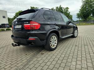Melns BMW X5 2008 Dobele, ar dzinēja tilpumu 4.80 L un nobraukumu 312 tūkst. km par 8500 €, foto 5 vietnē AUTOMOTO.COM.LV