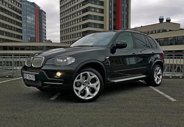 Melns BMW X5 2008 Rīga, ar dzinēja tilpumu 3.00 L un nobraukumu 304 tūkst. km par 10900 €, foto 2 vietnē AUTOMOTO.COM.LV
