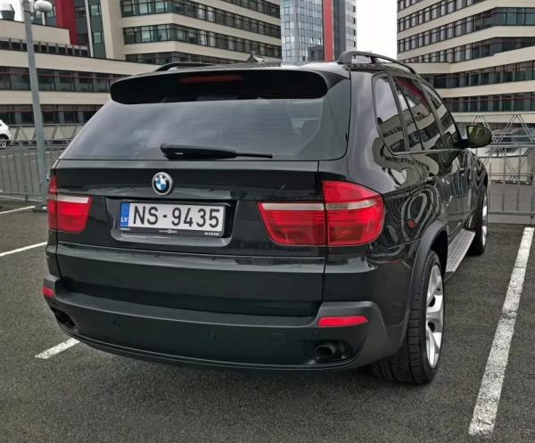 Melns BMW X5 2008 Rīga, ar dzinēja tilpumu 3.00 L un nobraukumu 304 tūkst. km par 10900 €, foto 7 vietnē AUTOMOTO.COM.LV
